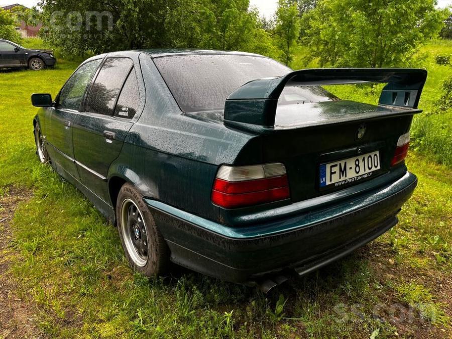Green BMW 320 1997 in Valmiera, with an engine capacity of 2.00 L and mileage of 340 thousand km for 9700 €, photo 5 on AUTOMOTO.COM.LV
