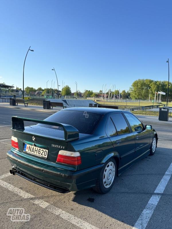Green BMW 320 1998 in Palanga, with an engine capacity of 2.00 L and mileage of 197 thousand km for 6300 €, photo 1 on AUTOMOTO.COM.LV