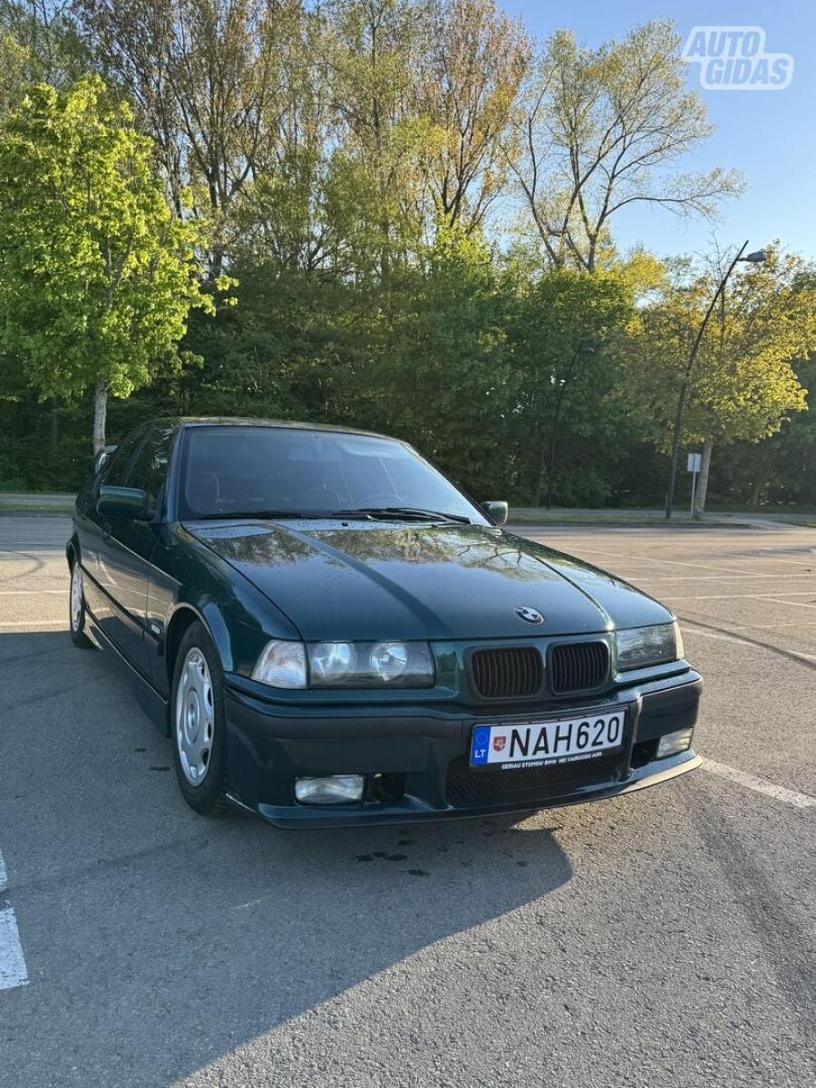 Zaļš BMW 320 1998 Palanga, ar dzinēja tilpumu 2.00 L un nobraukumu 197 tūkst. km par 6300 €, foto 9 vietnē AUTOMOTO.COM.LV