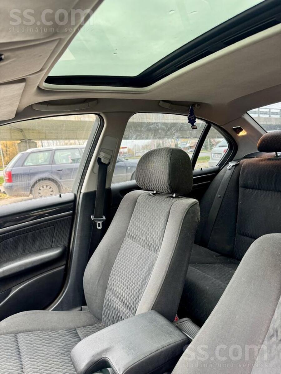 Green BMW 320 1999 in Ogre, with an engine capacity of 2.00 L and mileage of 374 thousand km for 2700 €, photo 11 on AUTOMOTO.COM.LV