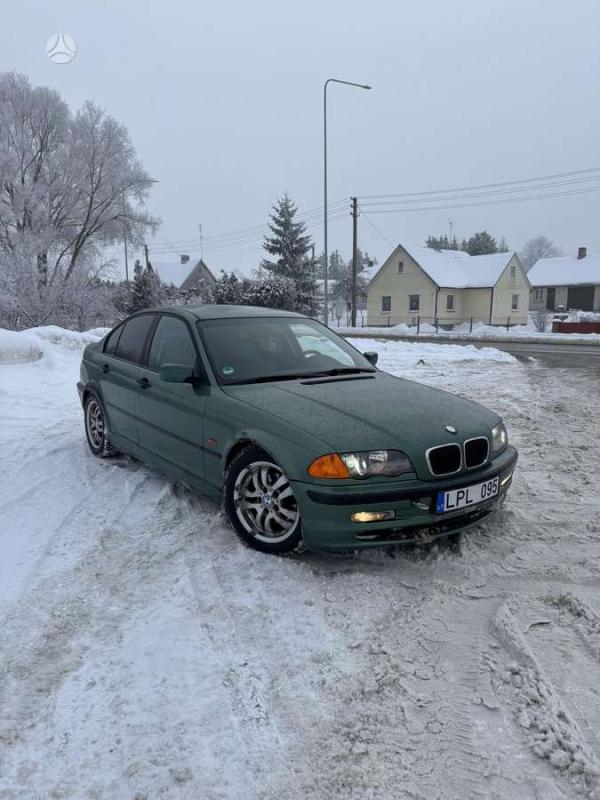 Zaļš BMW 320 2000 Raseiniai, ar dzinēja tilpumu 2.00 L un nobraukumu 260 tūkst. km par 800 €, foto 3 vietnē AUTOMOTO.COM.LV