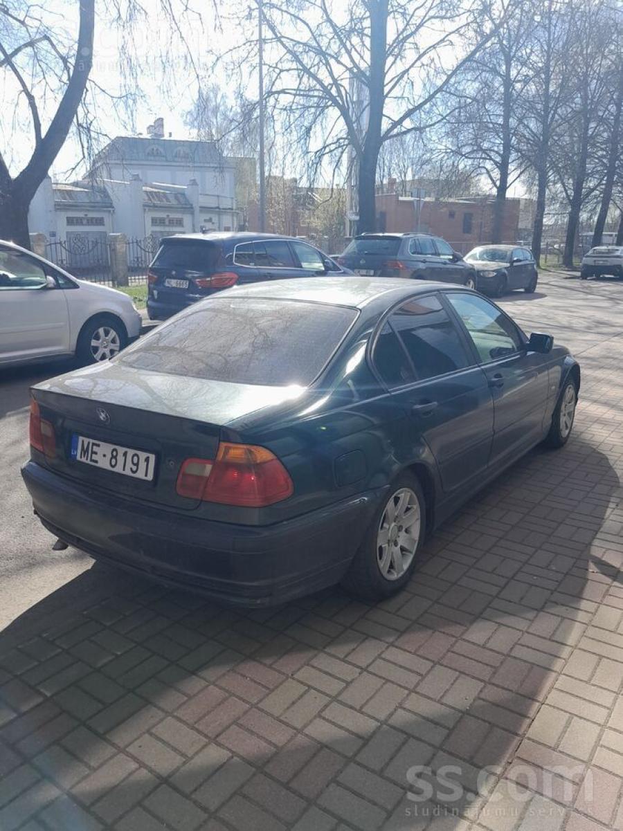 Green BMW 320 2001 in Jurmala, with an engine capacity of 2.00 L and mileage of 315 thousand km for 1000 €, photo 14 on AUTOMOTO.COM.LV