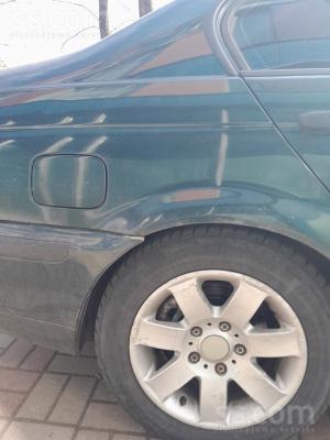 Green BMW 320 2001 in Jurmala, with an engine capacity of 2.00 L and mileage of 315 thousand km for 1000 €, photo 22 on AUTOMOTO.COM.LV
