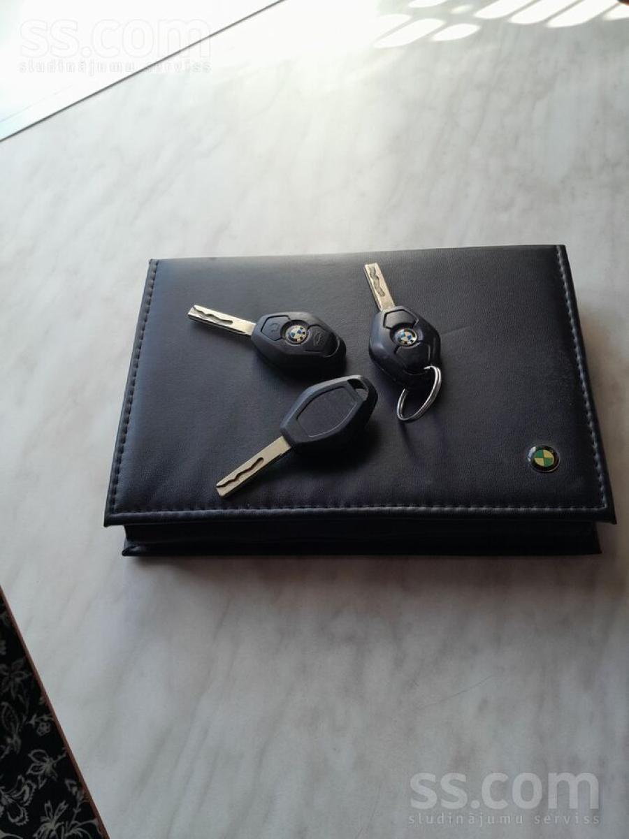 Green BMW 320 2001 in Jurmala, with an engine capacity of 2.00 L and mileage of 315 thousand km for 1000 €, photo 23 on AUTOMOTO.COM.LV