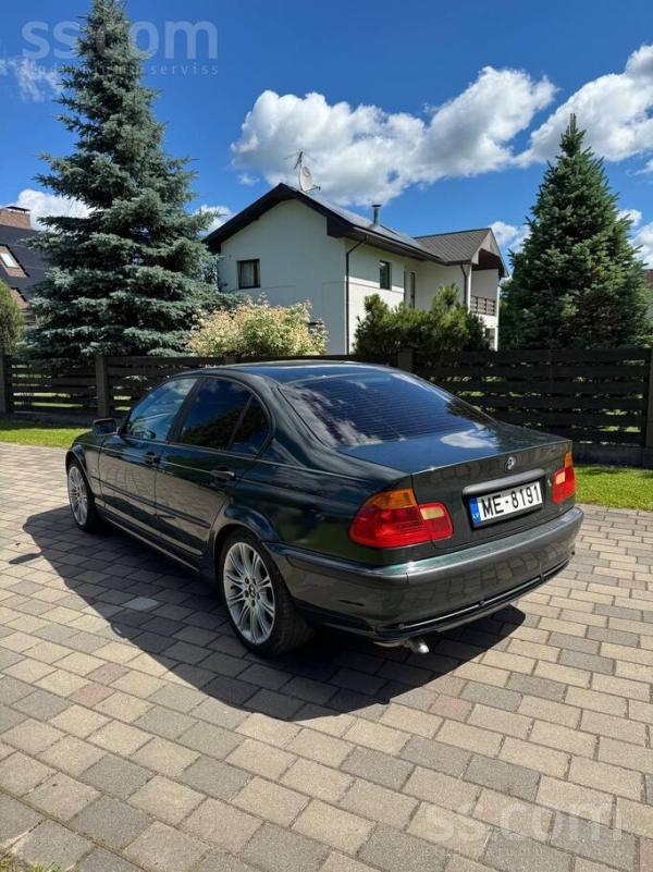 Green BMW 320 2001 in Jelgava, with an engine capacity of 2.00 L and mileage of 320 thousand km for 2200 €, photo 3 on AUTOMOTO.COM.LV