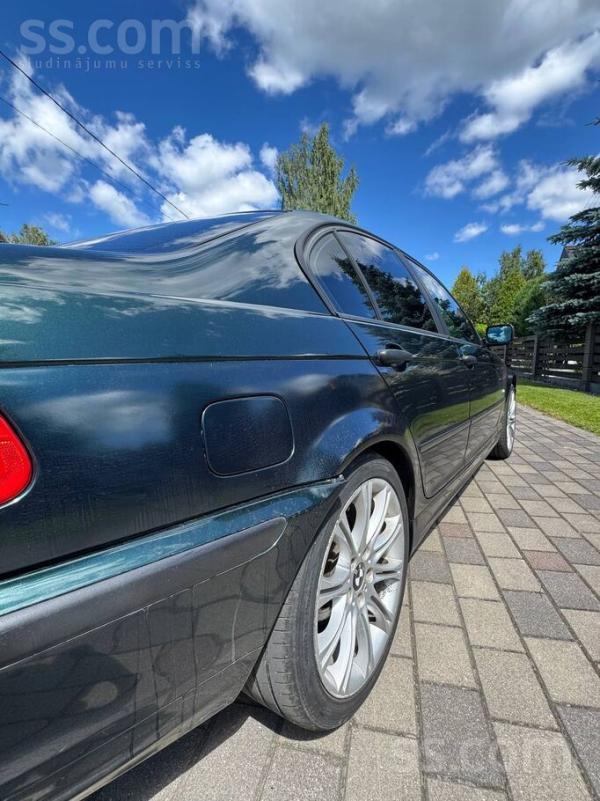 Green BMW 320 2001 in Jelgava, with an engine capacity of 2.00 L and mileage of 320 thousand km for 2200 €, photo 7 on AUTOMOTO.COM.LV