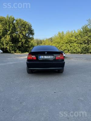 Green BMW 320 2001 in Riga, with an engine capacity of 2.20 L and mileage of 359 thousand km for 3850 €, photo 6 on AUTOMOTO.COM.LV