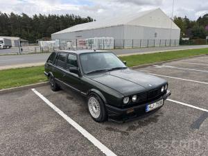 Green BMW 320 1988 in Riga, with an engine capacity of 2.50 L and mileage of 380 thousand km for 3500 €, photo 7 on AUTOMOTO.COM.LV