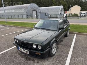 Green BMW 320 1988 in Riga, with an engine capacity of 2.50 L and mileage of 380 thousand km for 3500 €, photo 9 on AUTOMOTO.COM.LV