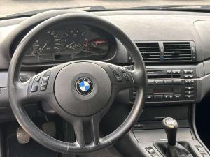 Green BMW 320 2002 in Vilnius, with an engine capacity of 2.17 L and mileage of 238 thousand km for 1750 €, photo 4 on AUTOMOTO.COM.LV