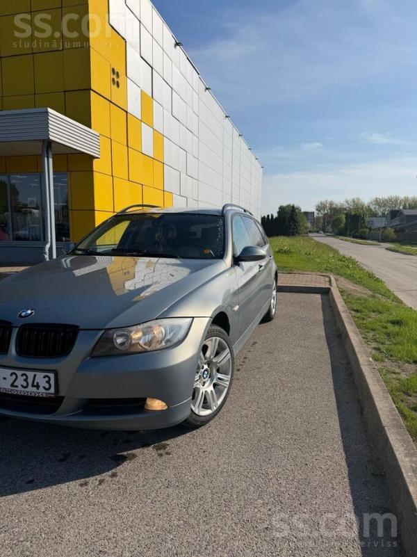 Zaļš BMW 320 2006 Rīga, ar dzinēja tilpumu 2.00 L un nobraukumu 216 tūkst. km par 2650 €, foto 2 vietnē AUTOMOTO.COM.LV