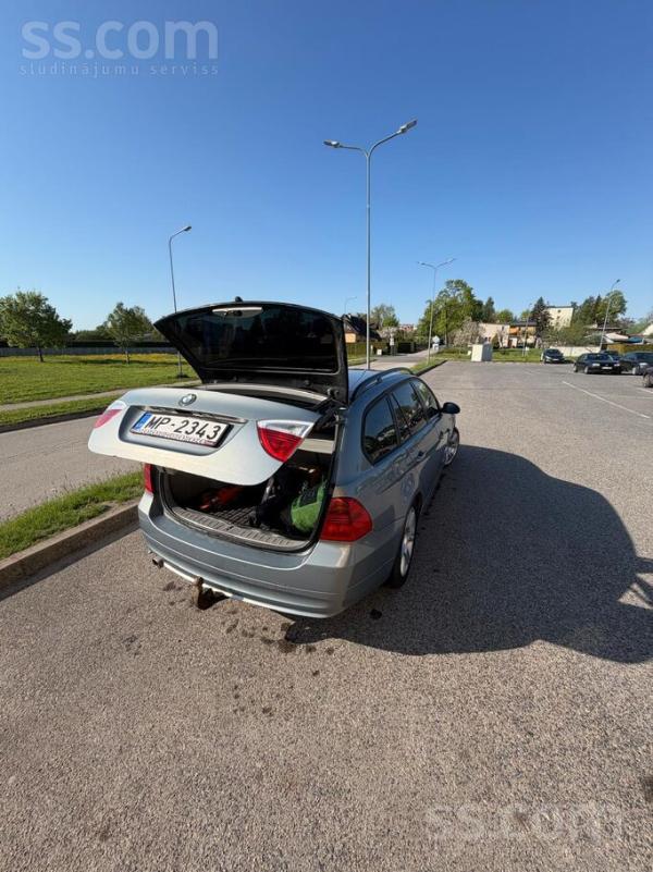 Zaļš BMW 320 2006 Rīga, ar dzinēja tilpumu 2.00 L un nobraukumu 216 tūkst. km par 2650 €, foto 5 vietnē AUTOMOTO.COM.LV