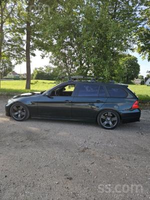 Green BMW 320 2006 in Saldus, with an engine capacity of 2.00 L and mileage of 377 thousand km for 3500 €, photo 4 on AUTOMOTO.COM.LV