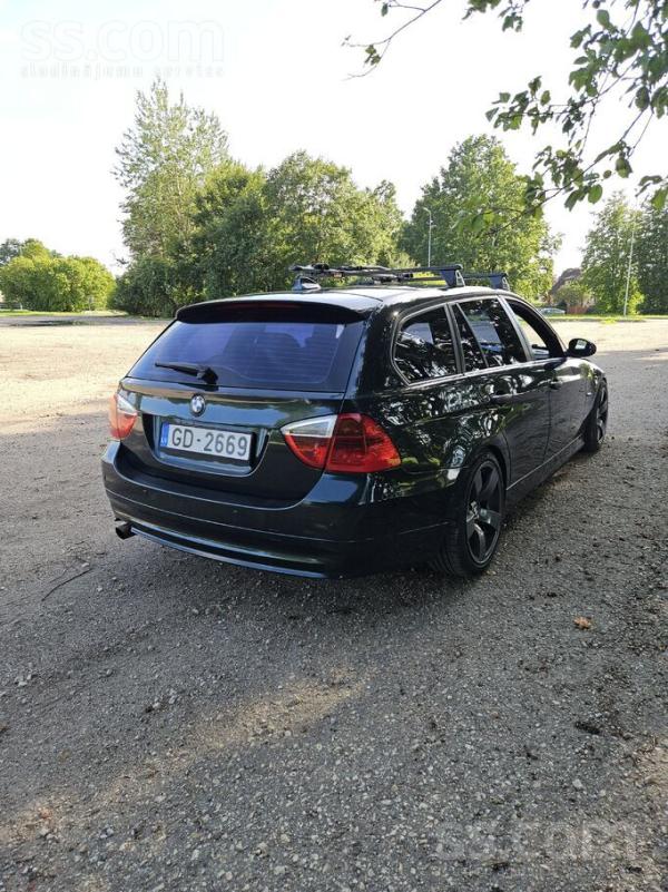 Zaļš BMW 320 2006 Saldus, ar dzinēja tilpumu 2.00 L un nobraukumu 377 tūkst. km par 3500 €, foto 4 vietnē AUTOMOTO.COM.LV
