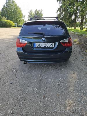 Green BMW 320 2006 in Saldus, with an engine capacity of 2.00 L and mileage of 377 thousand km for 3500 €, photo 6 on AUTOMOTO.COM.LV