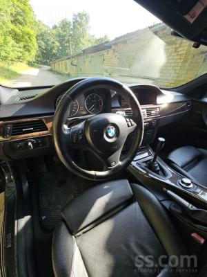 Green BMW 320 2006 in Saldus, with an engine capacity of 2.00 L and mileage of 377 thousand km for 3500 €, photo 14 on AUTOMOTO.COM.LV