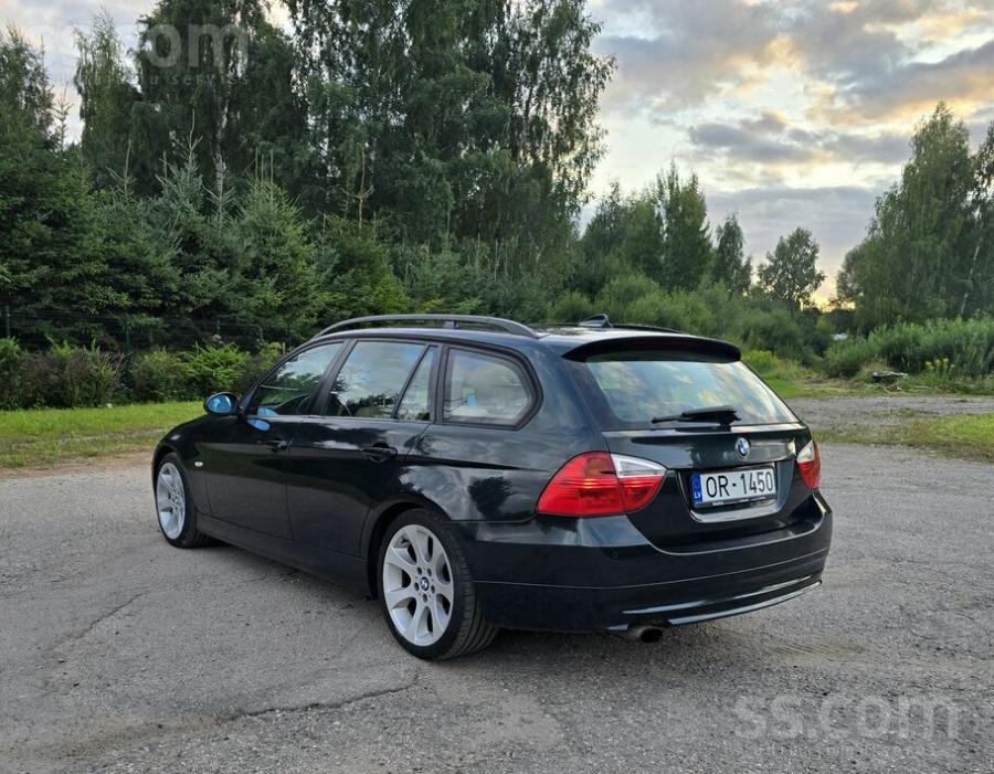 Green BMW 320 2006 in Jelgava, with an engine capacity of 2.00 L and mileage of 354 thousand km for 4300 €, photo 5 on AUTOMOTO.COM.LV