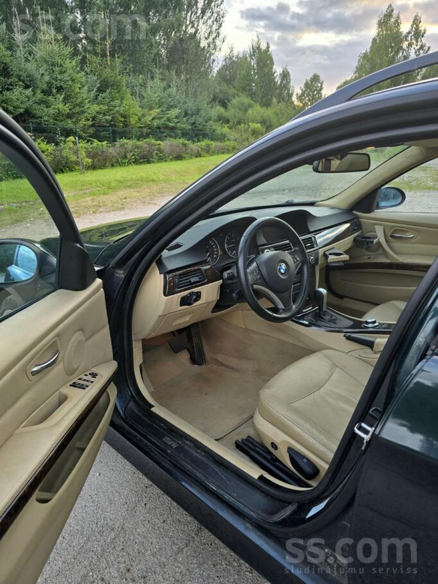 Green BMW 320 2006 in Jelgava, with an engine capacity of 2.00 L and mileage of 354 thousand km for 4300 €, photo 9 on AUTOMOTO.COM.LV