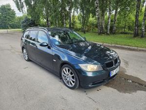 Zaļš BMW 320 2008 Šakiai, ar dzinēja tilpumu 2.00 L un nobraukumu 350 tūkst. km par 3300 €, foto  vietnē AUTOMOTO.COM.LV