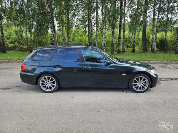 Green BMW 320 2008 in Sakiai, with an engine capacity of 2.00 L and mileage of 350 thousand km for 3300 €, photo 8 on AUTOMOTO.COM.LV