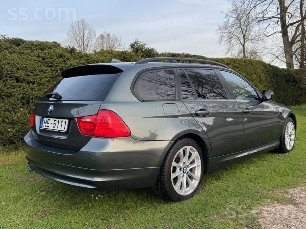 Green BMW 320 2009 in Tukums, with an engine capacity of 2.00 L and mileage of 415 thousand km for 4800 €, photo 3 on AUTOMOTO.COM.LV