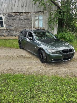Zaļš BMW 320 2009 Kretinga, ar dzinēja tilpumu 2.00 L un nobraukumu 228 tūkst. km par 4799 €, foto 4 vietnē AUTOMOTO.COM.LV