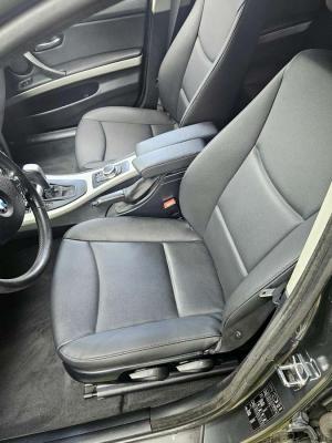 Zaļš BMW 320 2009 Kretinga, ar dzinēja tilpumu 2.00 L un nobraukumu 228 tūkst. km par 4799 €, foto 11 vietnē AUTOMOTO.COM.LV