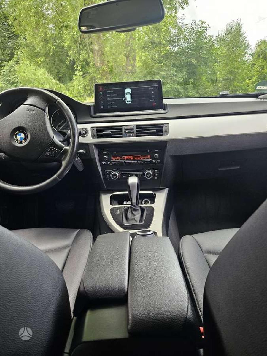 Zaļš BMW 320 2009 Kretinga, ar dzinēja tilpumu 2.00 L un nobraukumu 228 tūkst. km par 4799 €, foto 12 vietnē AUTOMOTO.COM.LV