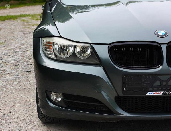 Zaļš BMW 320 2009 Kretinga, ar dzinēja tilpumu 2.00 L un nobraukumu 228 tūkst. km par 4699 €, foto 4 vietnē AUTOMOTO.COM.LV