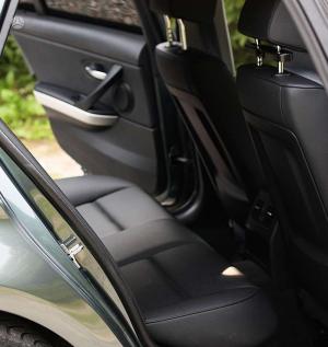 Zaļš BMW 320 2009 Kretinga, ar dzinēja tilpumu 2.00 L un nobraukumu 228 tūkst. km par 4699 €, foto 28 vietnē AUTOMOTO.COM.LV