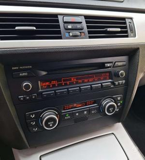 Zaļš BMW 320 2009 Kretinga, ar dzinēja tilpumu 2.00 L un nobraukumu 228 tūkst. km par 4699 €, foto 30 vietnē AUTOMOTO.COM.LV
