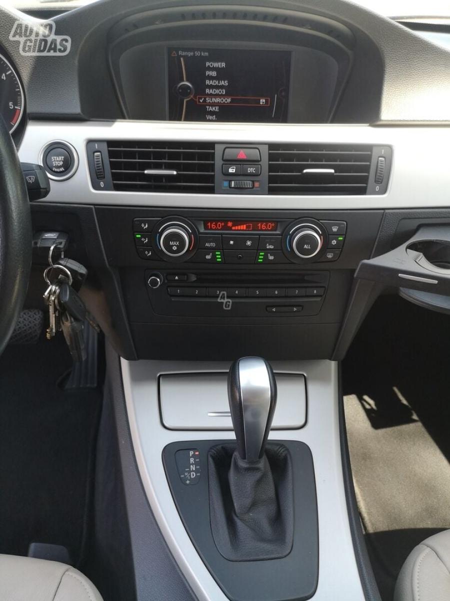 Zaļš BMW 320 2010 Marijampole, ar dzinēja tilpumu 2.00 L un nobraukumu 288 tūkst. km par 4099 €, foto 15 vietnē AUTOMOTO.COM.LV
