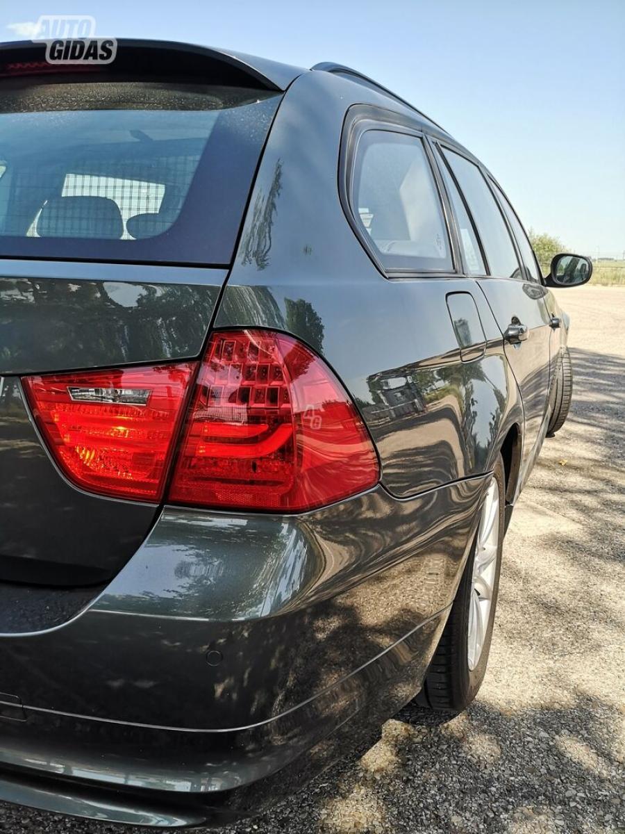 Zaļš BMW 320 2010 Marijampole, ar dzinēja tilpumu 2.00 L un nobraukumu 288 tūkst. km par 4099 €, foto 21 vietnē AUTOMOTO.COM.LV
