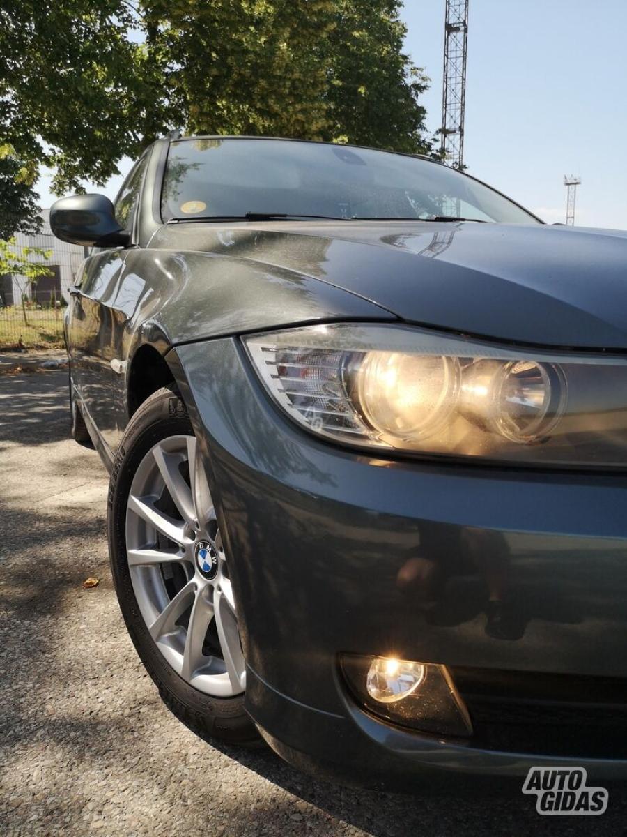 Zaļš BMW 320 2010 Marijampole, ar dzinēja tilpumu 2.00 L un nobraukumu 288 tūkst. km par 4099 €, foto 22 vietnē AUTOMOTO.COM.LV