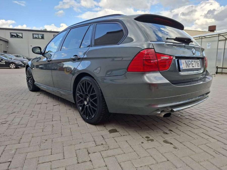 Zaļš BMW 320 2011 Viļņa, ar dzinēja tilpumu 2.00 L un nobraukumu 340 tūkst. km par 4999 €, foto 10 vietnē AUTOMOTO.COM.LV