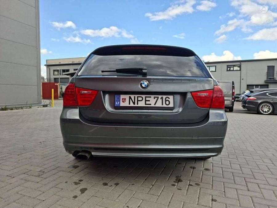 Zaļš BMW 320 2011 Viļņa, ar dzinēja tilpumu 2.00 L un nobraukumu 340 tūkst. km par 4999 €, foto 11 vietnē AUTOMOTO.COM.LV