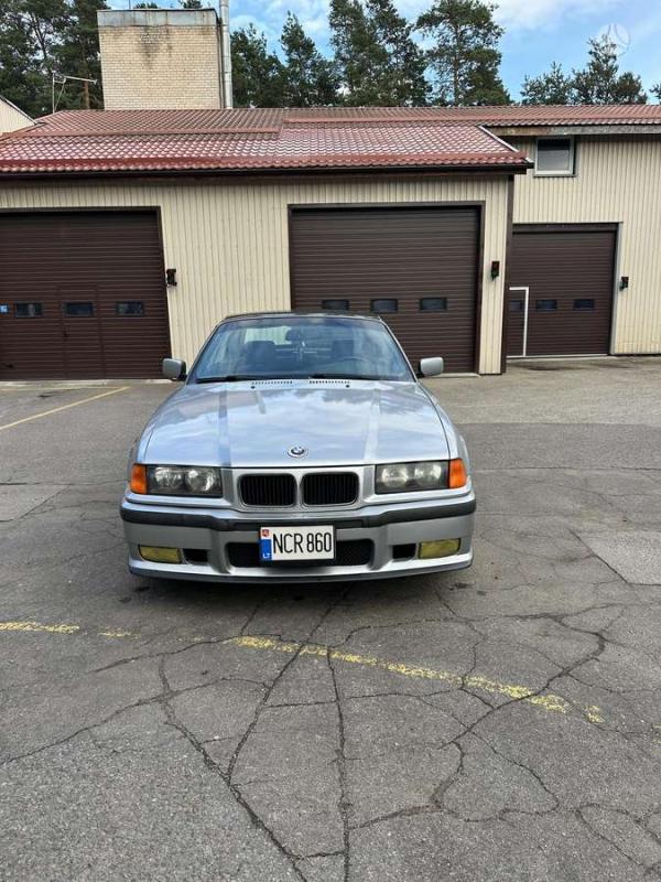 Pelēks BMW 320 1996 Viļņa, ar dzinēja tilpumu 2.00 L un nobraukumu 323 tūkst. km par 550 €, foto 7 vietnē AUTOMOTO.COM.LV