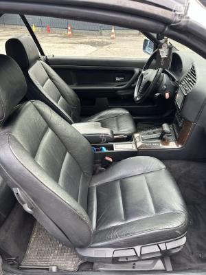 Pelēks BMW 320 1996 Viļņa, ar dzinēja tilpumu 2.00 L un nobraukumu 323 tūkst. km par 5500 €, foto 13 vietnē AUTOMOTO.COM.LV