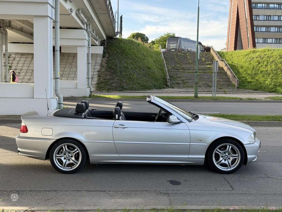 Grey BMW 320 2002 in Klaipeda, with an engine capacity of 2.17 L and mileage of 260 thousand km for 4480 €, photo 7 on AUTOMOTO.COM.LV