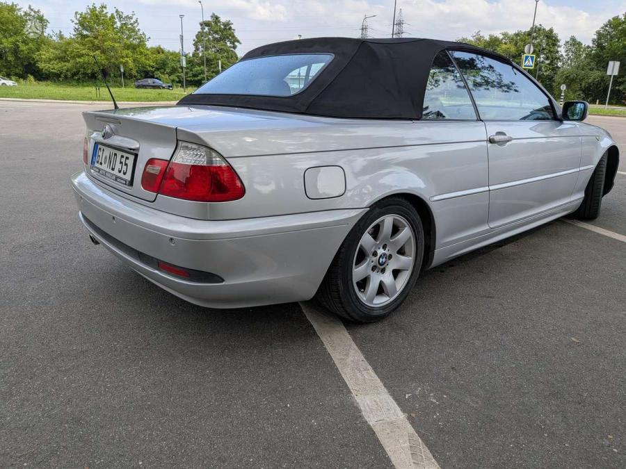 Grey BMW 320 2003 in Kaunas, with an engine capacity of 2.00 L and mileage of 201 thousand km for 4500 €, photo 9 on AUTOMOTO.COM.LV