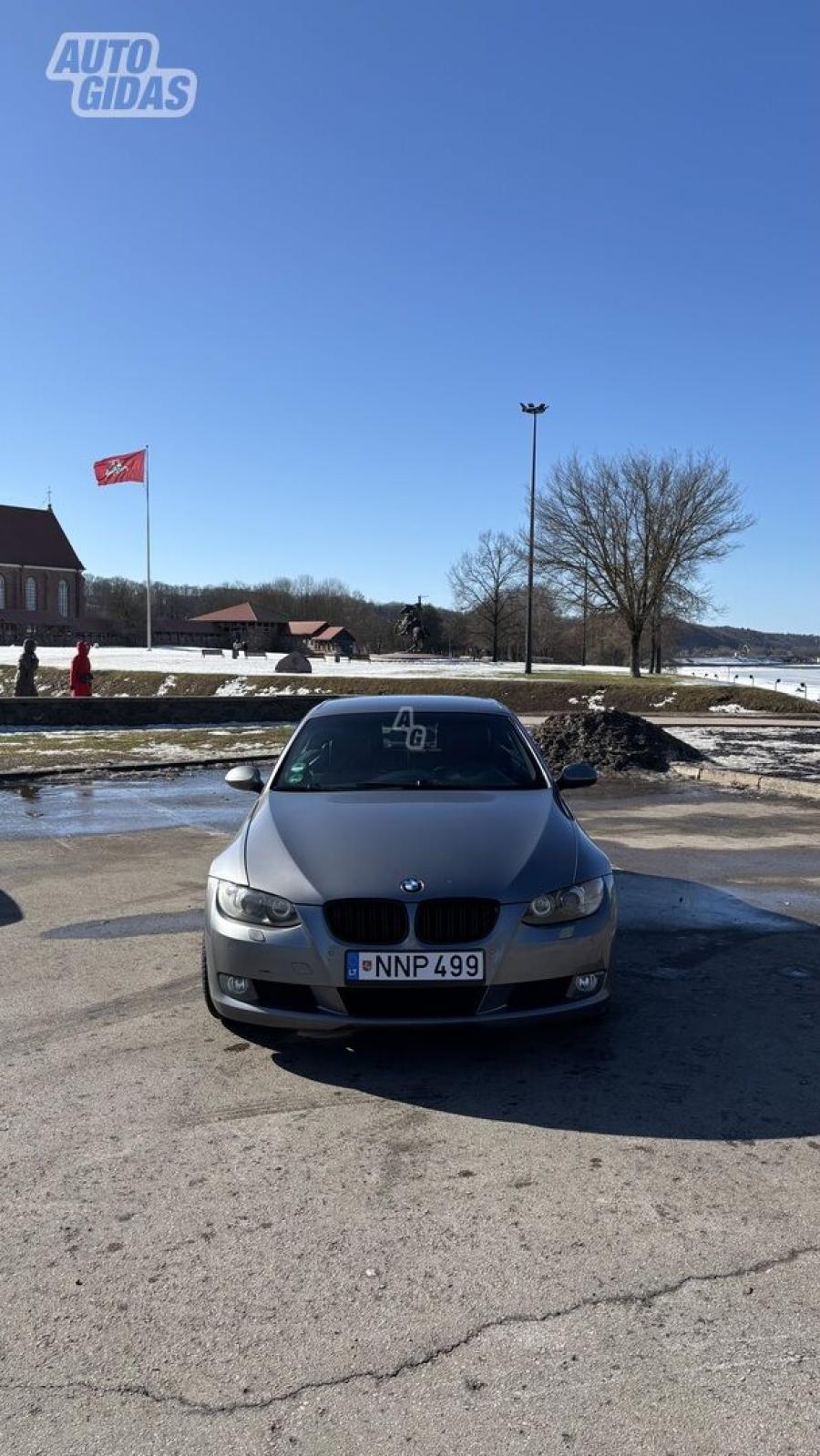 Grey BMW 320 2008 in Kaunas, with an engine capacity of 2.00 L and mileage of 308 thousand km for 7900 €, photo 2 on AUTOMOTO.COM.LV