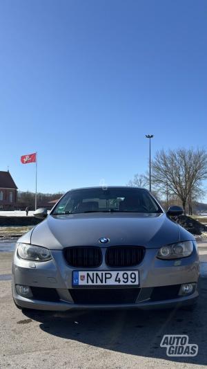 Grey BMW 320 2008 in Kaunas, with an engine capacity of 2.00 L and mileage of 308 thousand km for 7900 €, photo 10 on AUTOMOTO.COM.LV