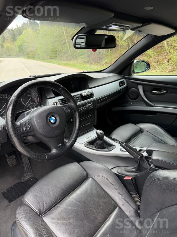 Grey BMW 320 2008 in Riga, with an engine capacity of 2.00 L and mileage of 255 thousand km for 7150 €, photo 6 on AUTOMOTO.COM.LV