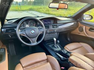 Grey BMW 320 2009 in Riga, with an engine capacity of 2.00 L and mileage of 290 thousand km for 7690 €, photo 8 on AUTOMOTO.COM.LV