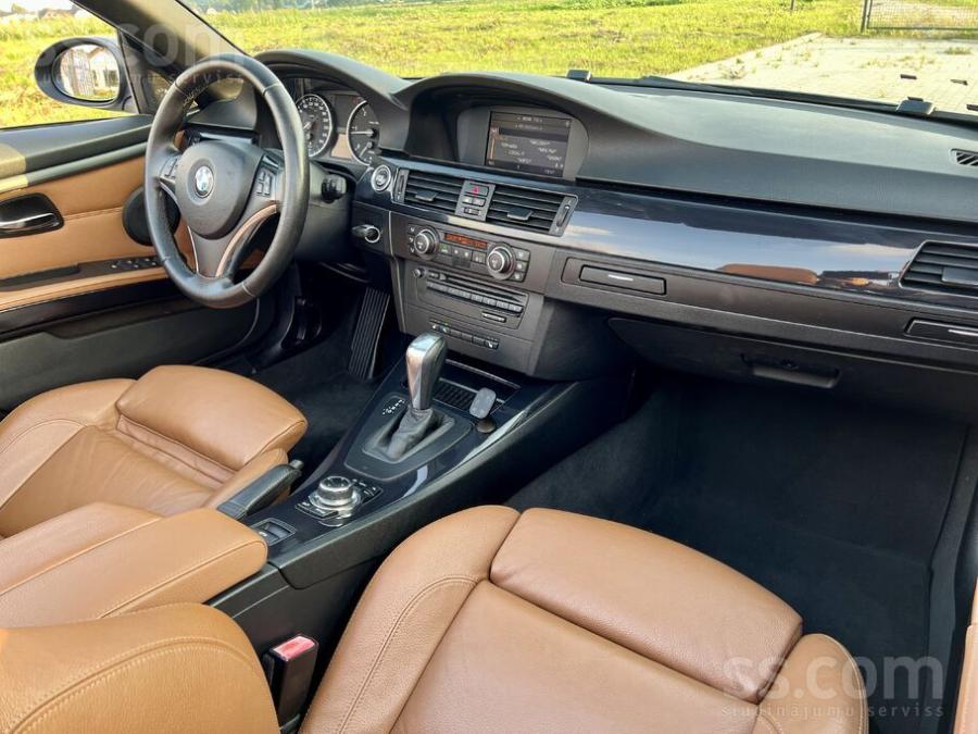 Grey BMW 320 2009 in Riga, with an engine capacity of 2.00 L and mileage of 290 thousand km for 7690 €, photo 9 on AUTOMOTO.COM.LV