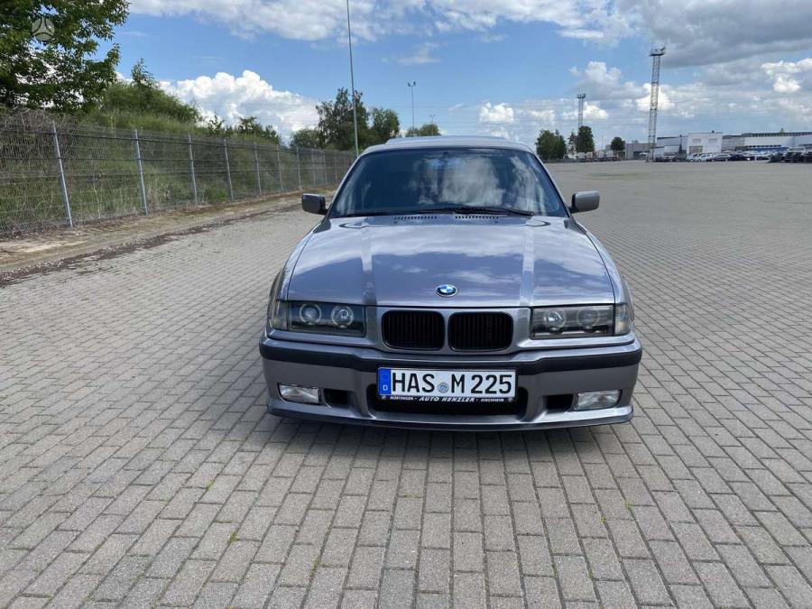 Pelēks BMW 320 1992 Marijampole, ar dzinēja tilpumu 2.00 L un nobraukumu 199 tūkst. km par 7950 €, foto 3 vietnē AUTOMOTO.COM.LV