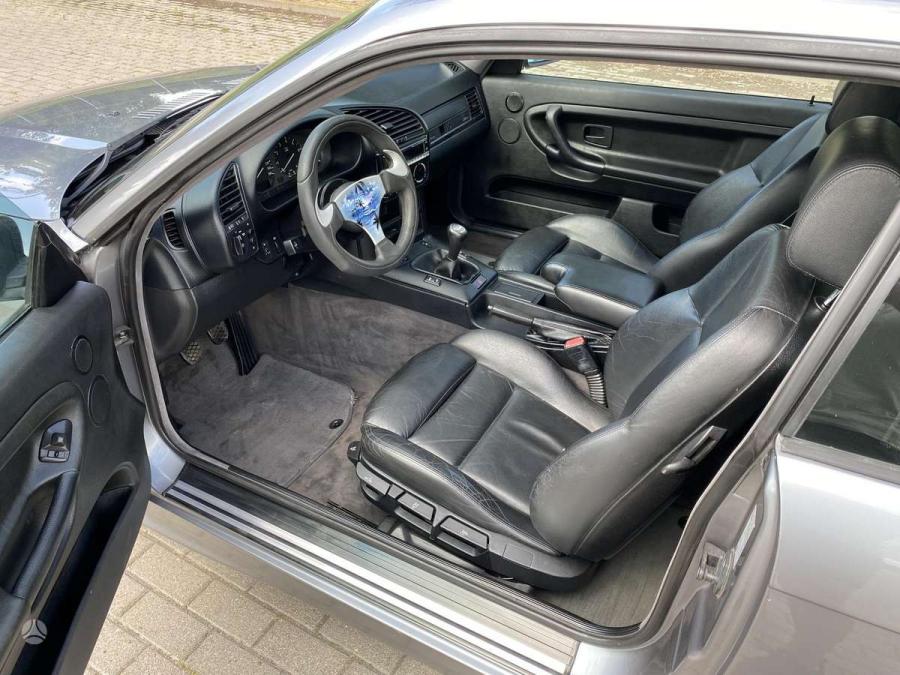 Pelēks BMW 320 1992 Marijampole, ar dzinēja tilpumu 2.00 L un nobraukumu 199 tūkst. km par 7950 €, foto 8 vietnē AUTOMOTO.COM.LV
