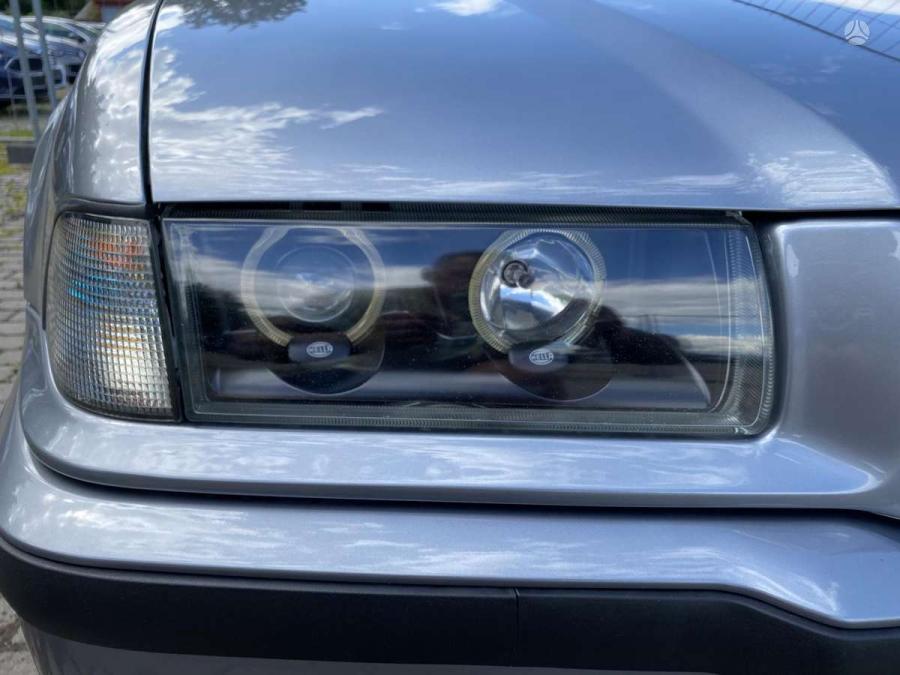 Pelēks BMW 320 1992 Marijampole, ar dzinēja tilpumu 2.00 L un nobraukumu 199 tūkst. km par 7950 €, foto 13 vietnē AUTOMOTO.COM.LV