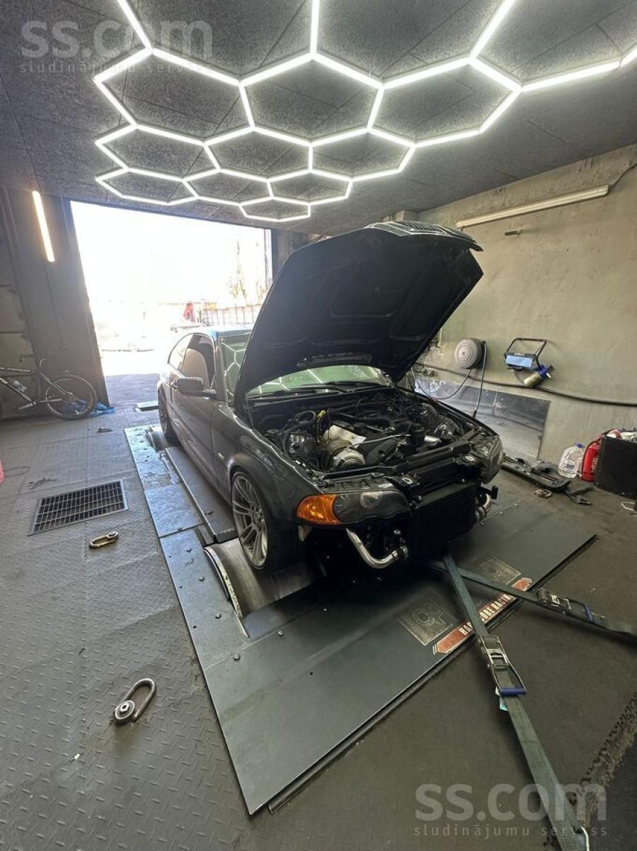 Pelēks BMW 320 2000 Ogre, ar dzinēja tilpumu 2.00 L un nobraukumu 210 tūkst. km par 7200 €, foto 3 vietnē AUTOMOTO.COM.LV