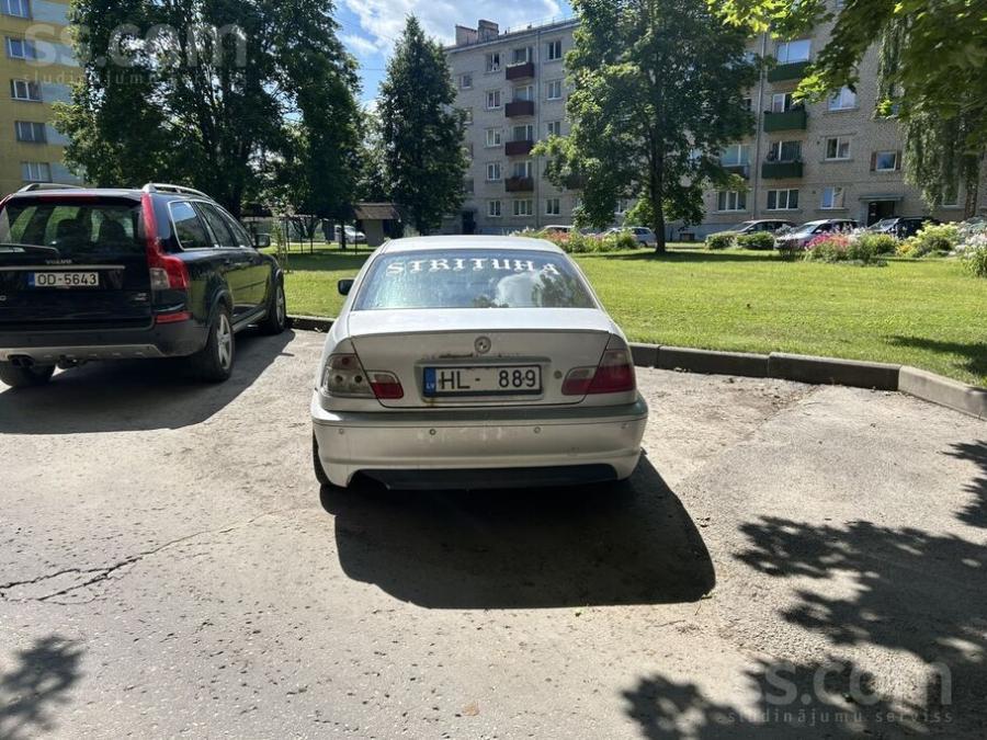 Pelēks BMW 320 2000 Aizkraukle, ar dzinēja tilpumu 2.20 L un nobraukumu 360 tūkst. km par 1500 €, foto 5 vietnē AUTOMOTO.COM.LV